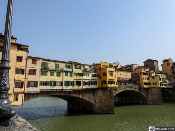 Ponte Vecchio em Florença: ponte de pedra mais antiga da Europa